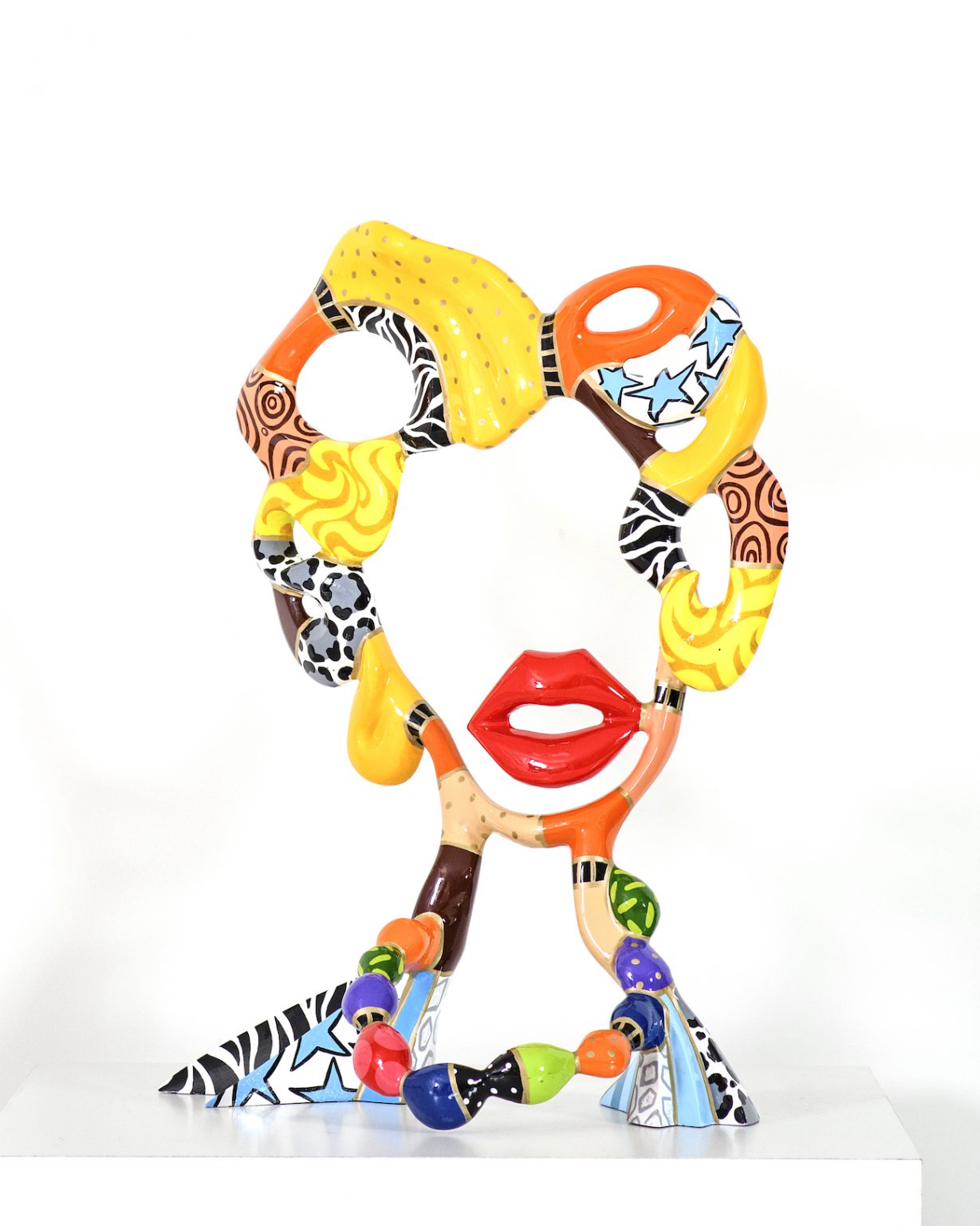 What Are Pop Icon Sculptures? - Dorit Levinstein